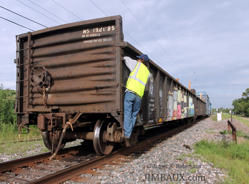 Atchafalaya River and The Chip Local – 24 August 2012